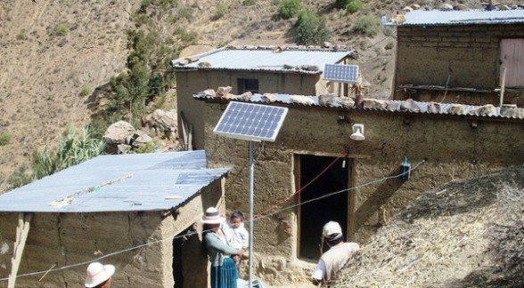 Instalan 7 mil paneles solares en zonas rurales | Los Tiempos