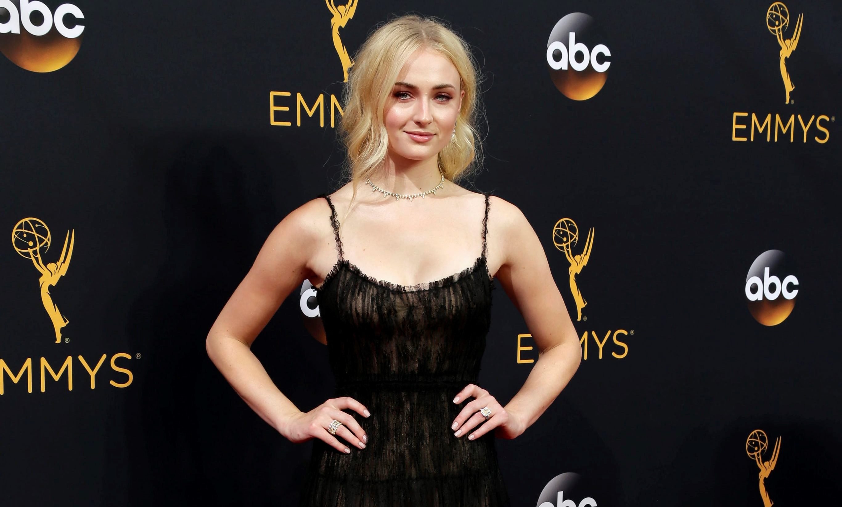 “Juego de Tronos”: Sophie Turner lloró con los guiones de la 7ma ...
