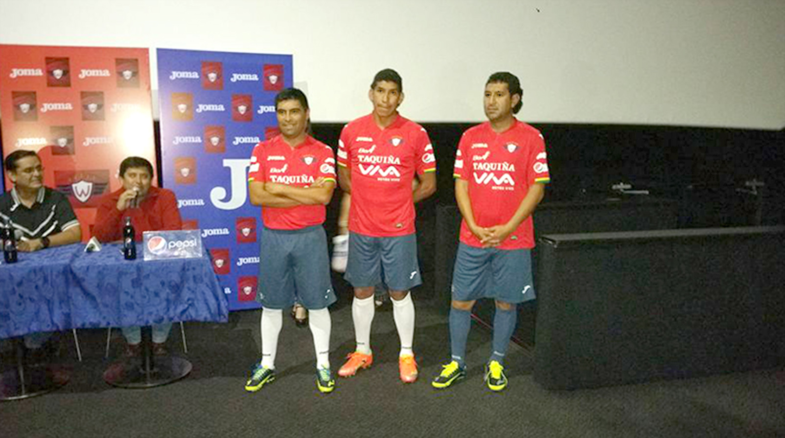 Wilstermann presenta su nueva casaca roja | Los Tiempos