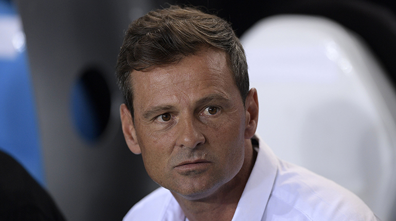 Cocca renuncia a Racing de Argentina tras caída en el clásico | Los Tiempos