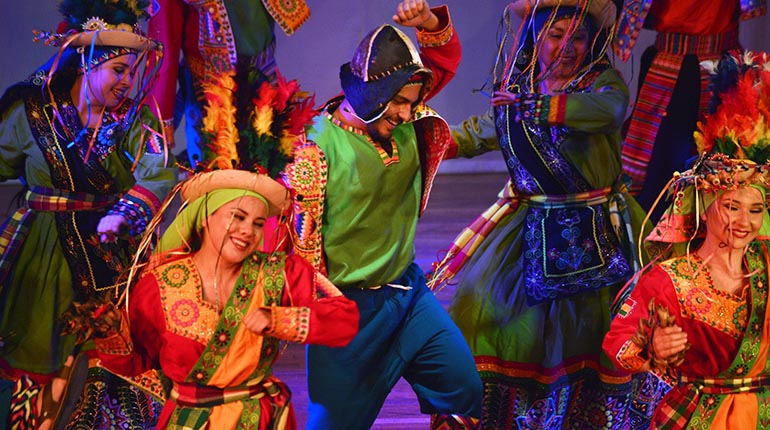 Danzares presenta: “Bolivia a través de sus danzas” | Los Tiempos