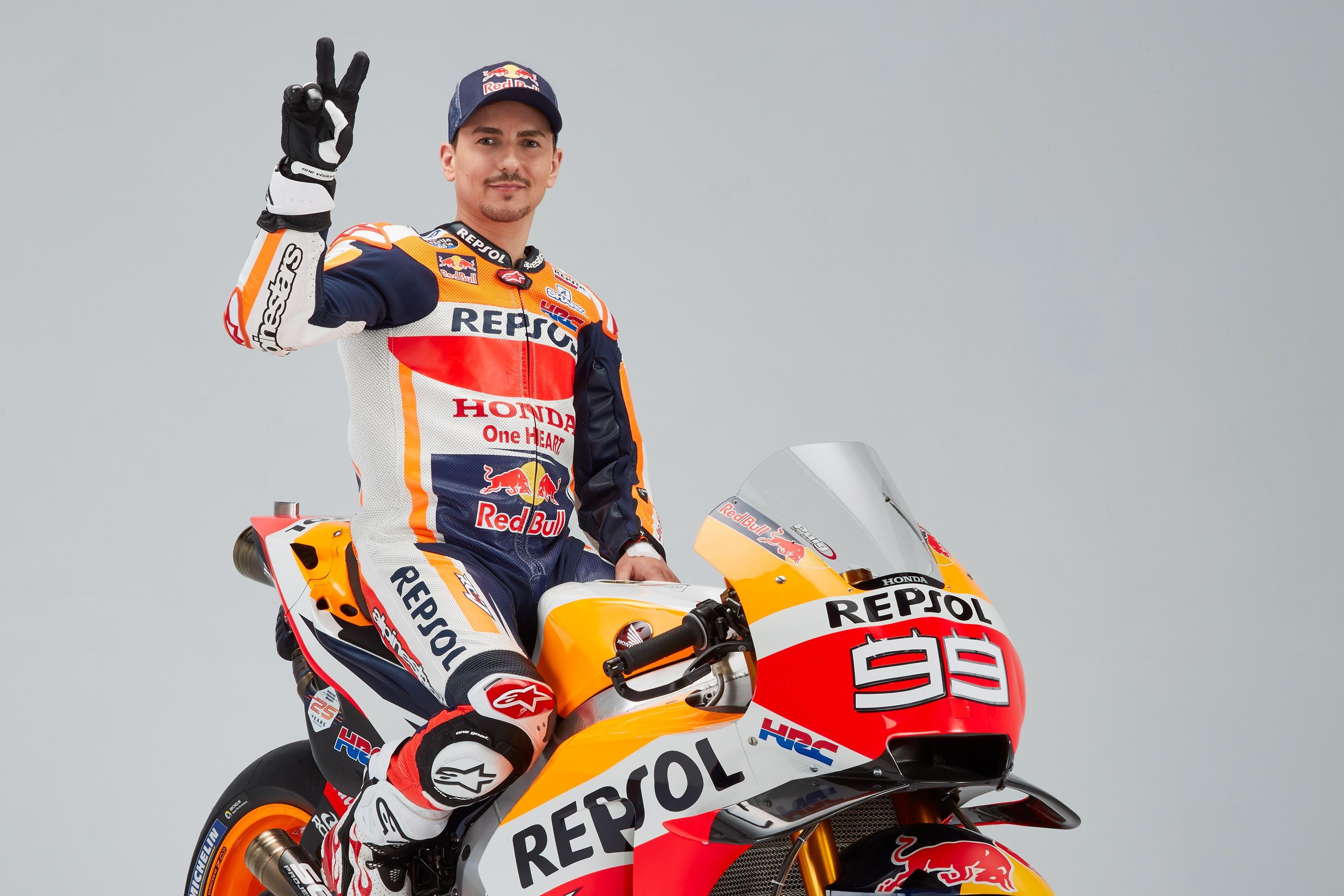 Jorge Lorenzo, tres veces campeón del mundo de MotoGP, anuncia su ...