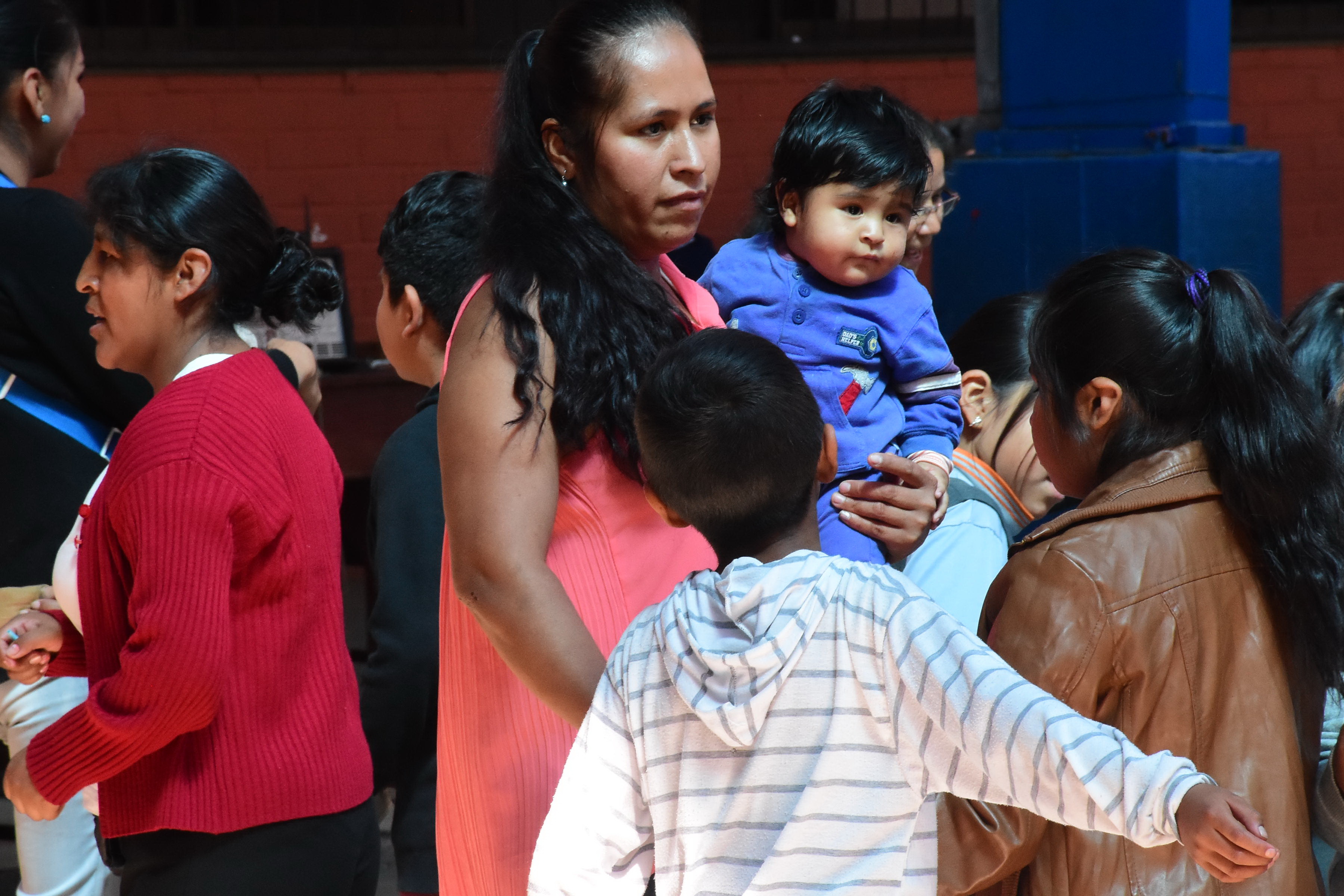 10 canciones para dedicar a las madres en su día | Los Tiempos