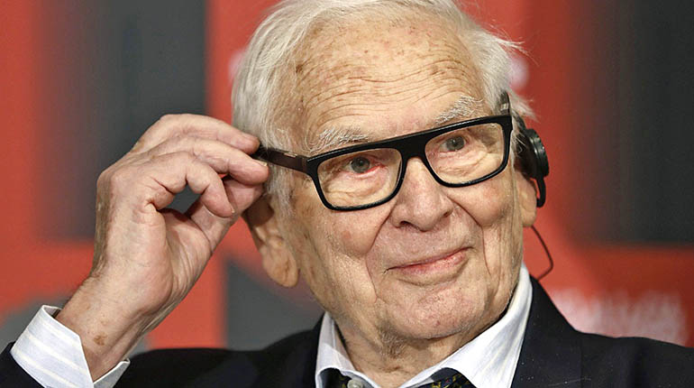 Ocho razones para recordar a Pierre Cardin como un revolucionario | Los ...