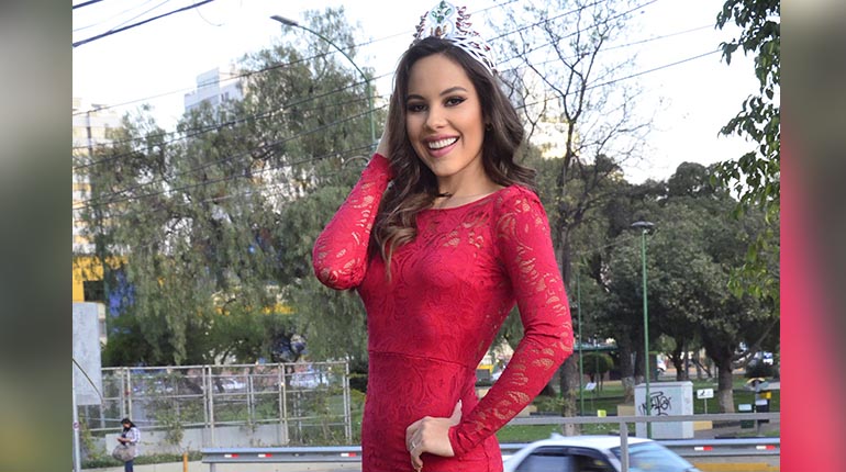 Fernanda Pavisic: “Quiero ser la voz de un país” | Los Tiempos