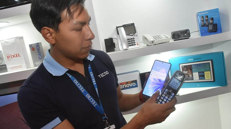 La aplicación MAX llega para salvar la telefonía fija | Los Tiempos