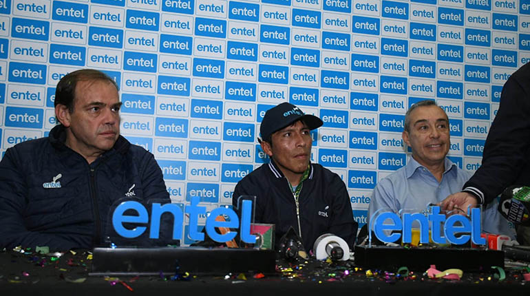 Garibay va a París para planificar su preparación | Los Tiempos